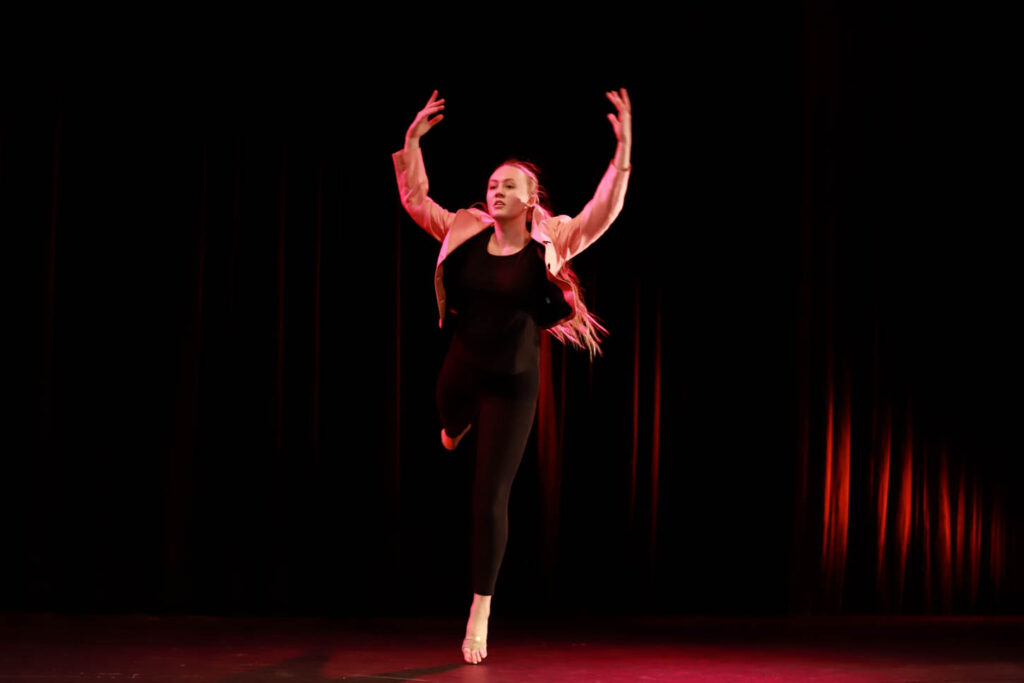 PHOTO GALLERY: Upper School Winter Dance Performance - Francis Parker ...